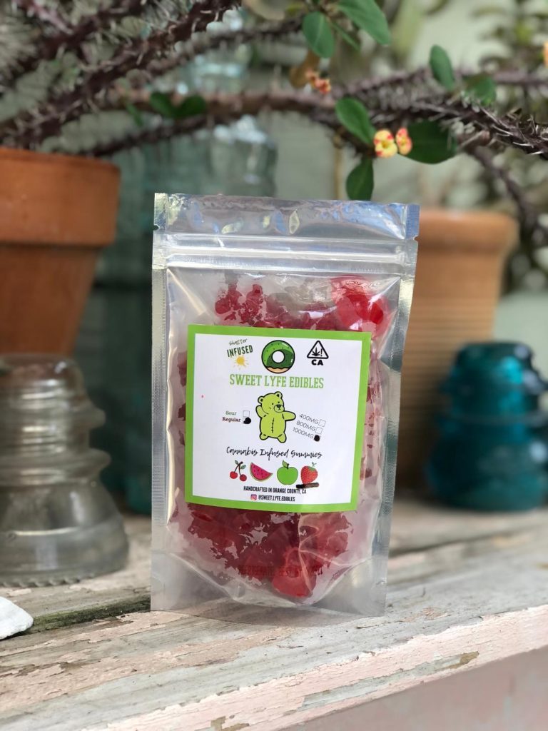 Strawberry Gummies SweetLyfe *Shatter* Infused 1000mg - Thin Air Nursery